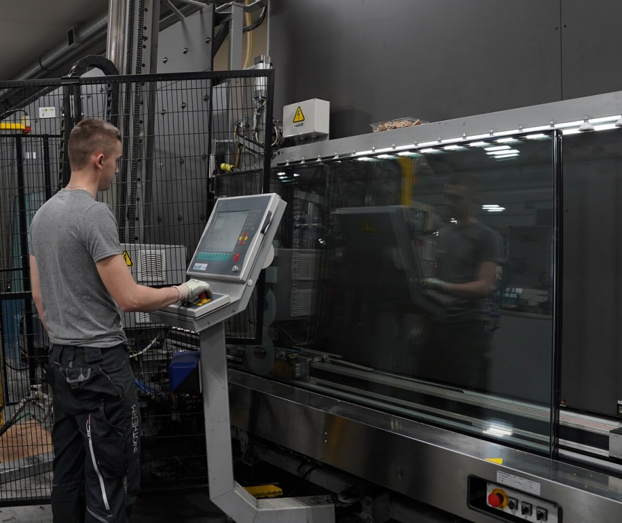 New generation aluminium entrance door - Inotherm